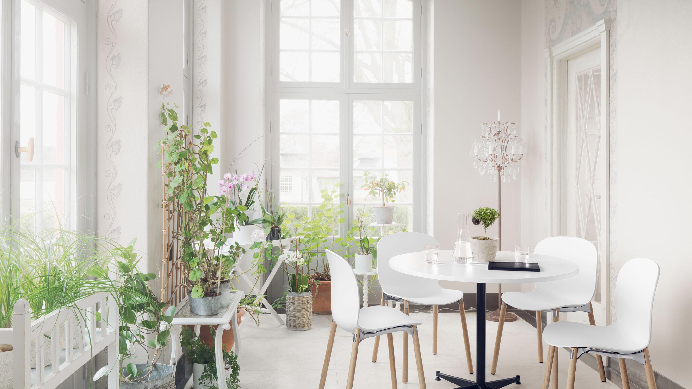 Inspiring summer interior design ideas for your home